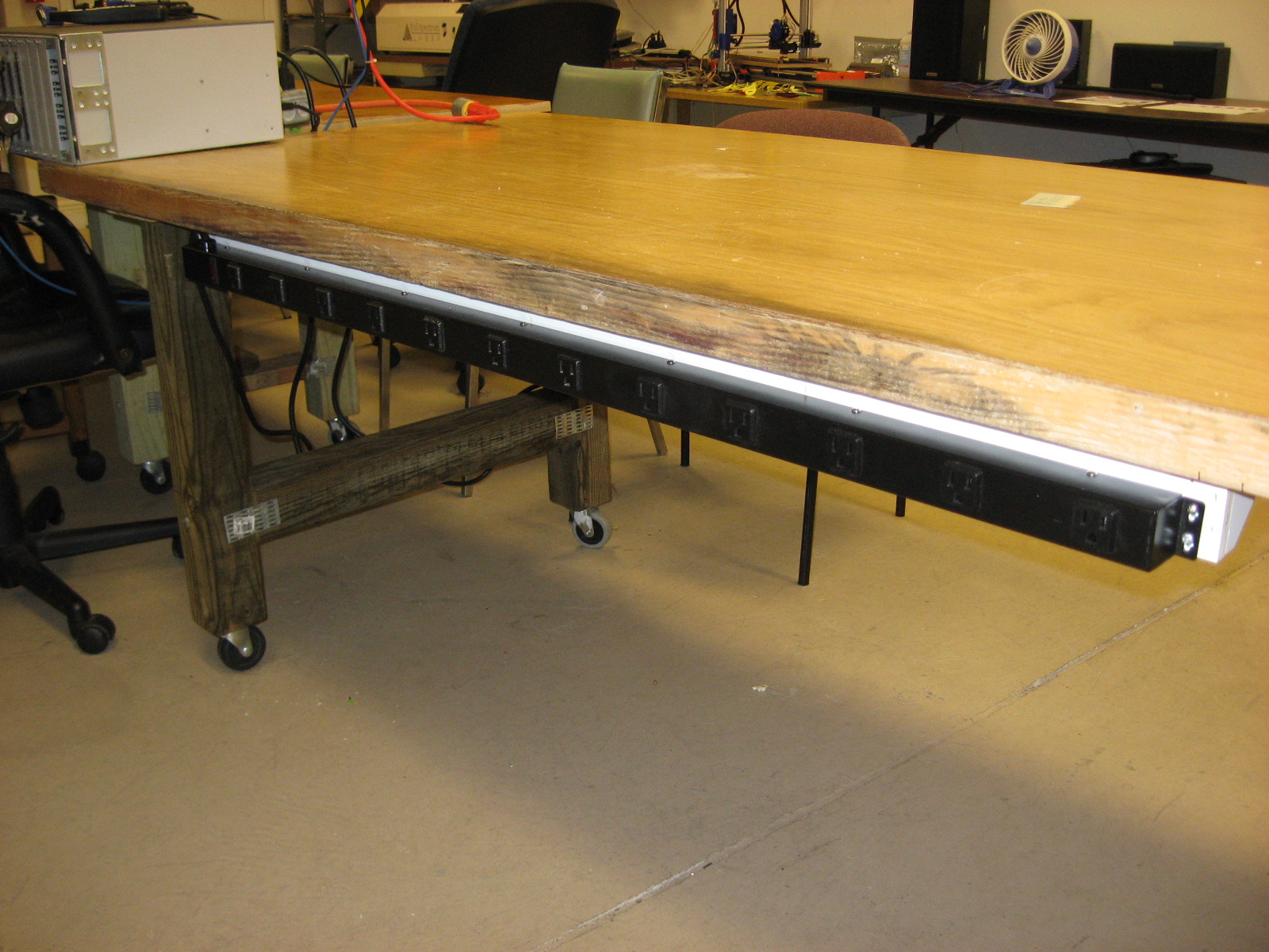 New! Power strips mounted to tables. - Melbourne Makerspace